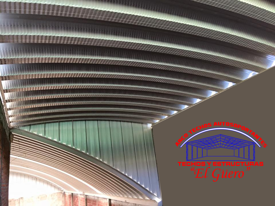 Instalación de arcotecho en Querétaro- Los mejores instalando arcotechos.