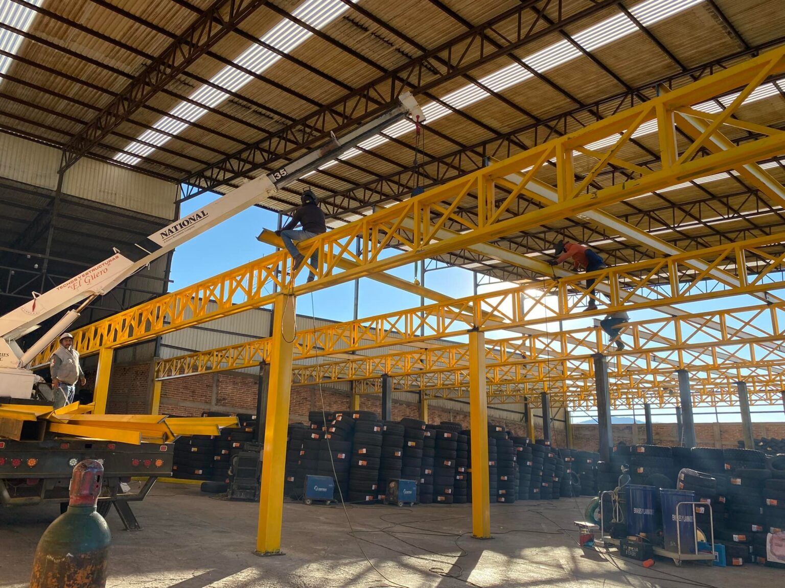 Constructora de Nave Industrial | Techos y Estructuras el Güero